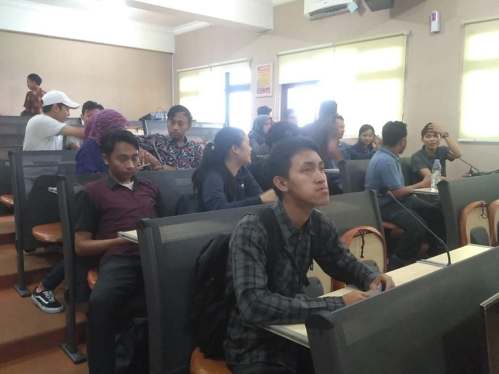 Kuliah Tamu Developing Soft computing dan Game in Data Science di Program Studi Teknik ...